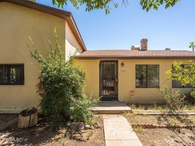 3107 Oak St, Las Cruces, NM 88005