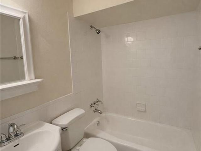 3107 Oris Lane