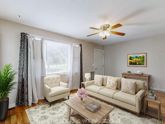 3107 Crosswood Dr