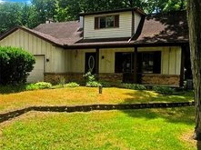 3107 Dean Rd, Bedford, MI 48144