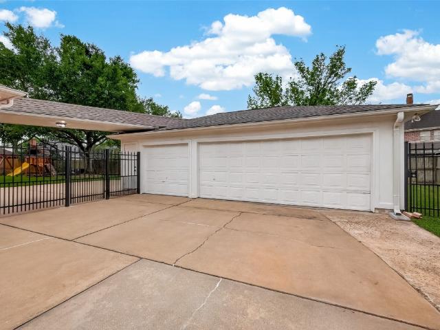 3107 E Hickory Park Circle