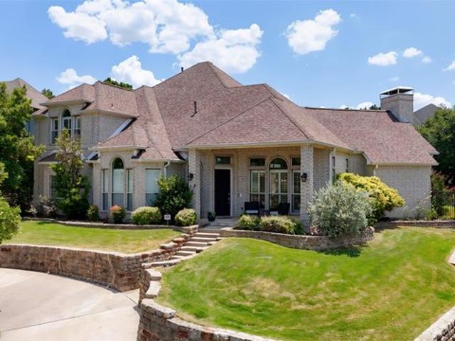 3107 Hillside Dr, Highland Village, TX 75077