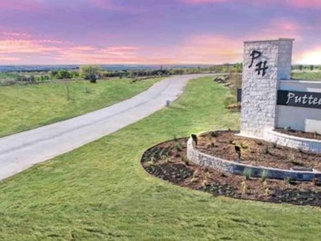 3107 Rio Grande Cir, Cresson, TX 76035