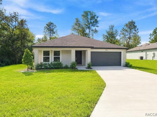 3107 W Edison Pl, Dunnellon, FL 34433