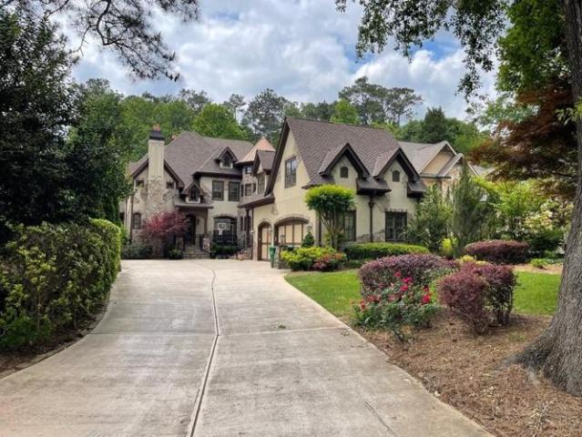 3108 Mabry Rd NE, Brookhaven, GA 30319