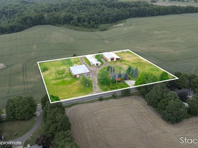 3108 Dumont Road
