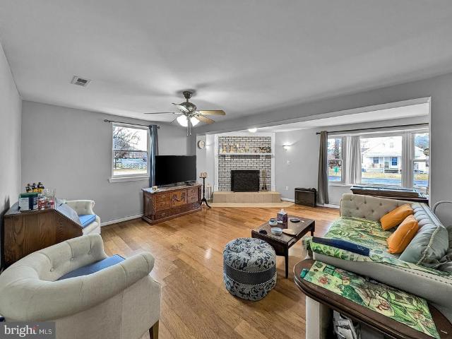 3108 Walters Lane