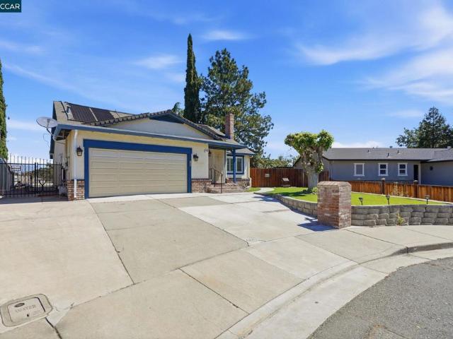 3109 Brook Ct