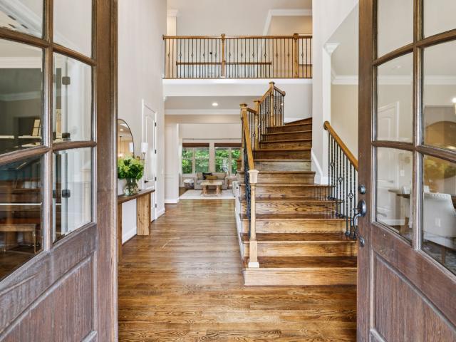 3109 Chase Point Dr