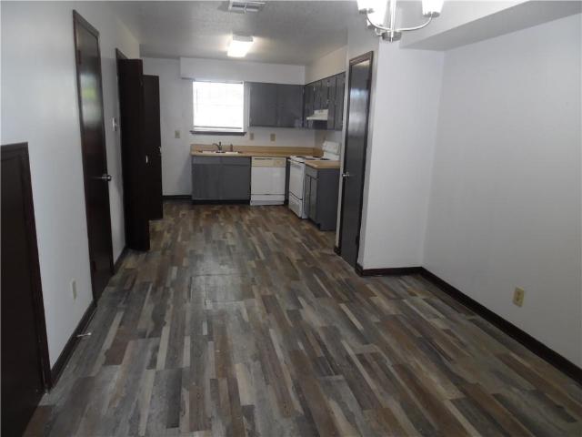 3109 Phoenix Avenue # B