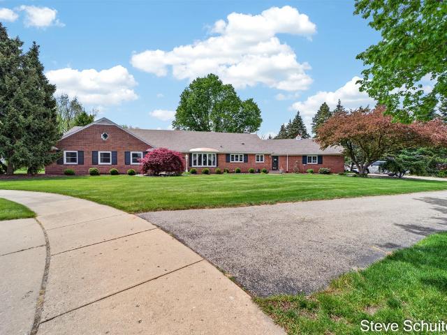 3109 S Bluff Court