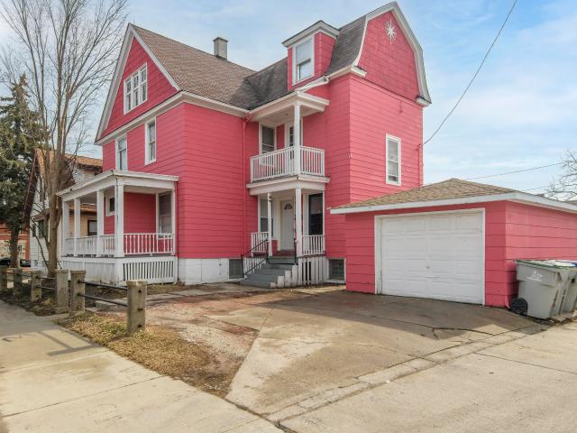 3109 W Lapham St, Unit 3113