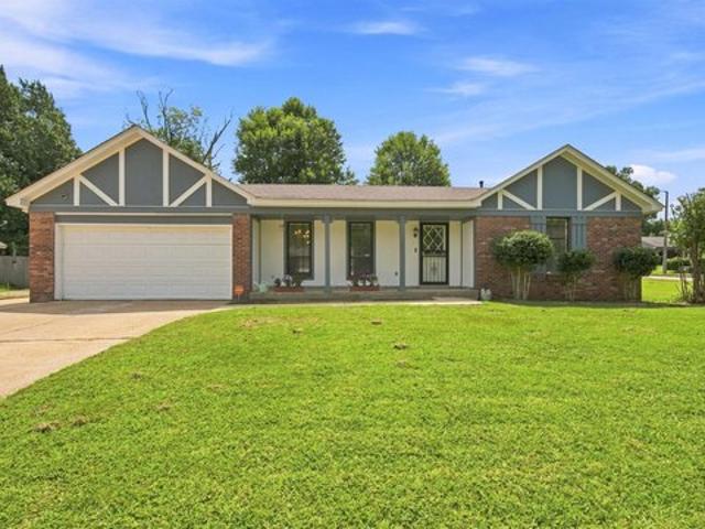 3100 Mary Elizabeth Dr, Bartlett, TN 38134