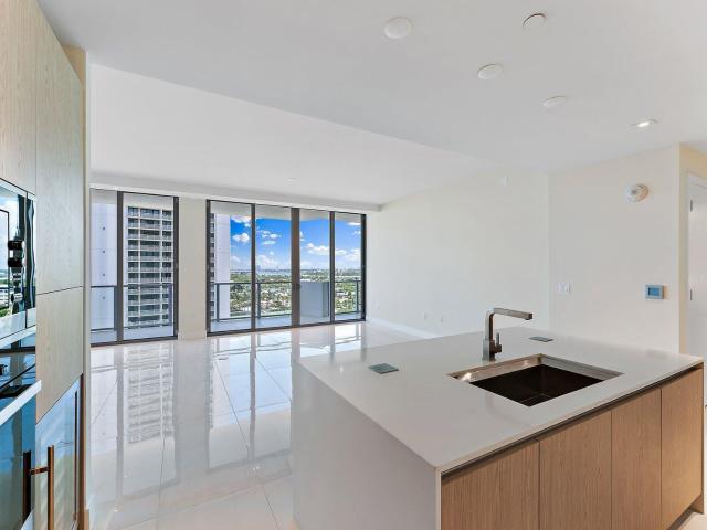 3100 N Ocean Drive, Singer Island, FL