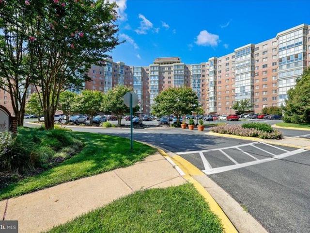 3100 N Leisure World Blvd Apt 109, Silver Spring, MD 20906