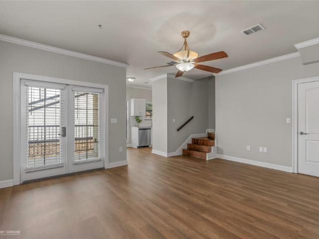 3100 Fairfield Avenue # 4D