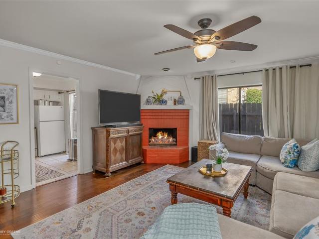 3100 Fairfield Avenue # 9C