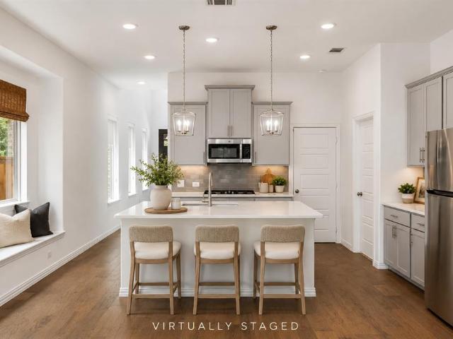 3100 Greenbriar Drive