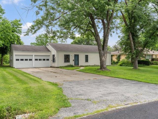 3100 Greenridge Rd, Columbia, MO 65202