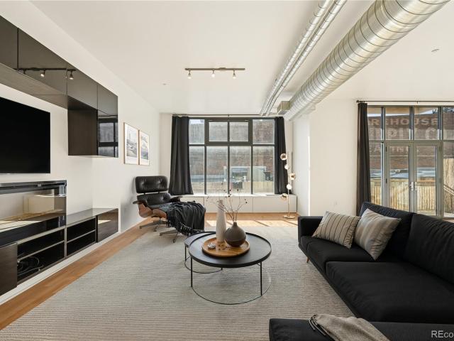 3100 Huron Street # 2C