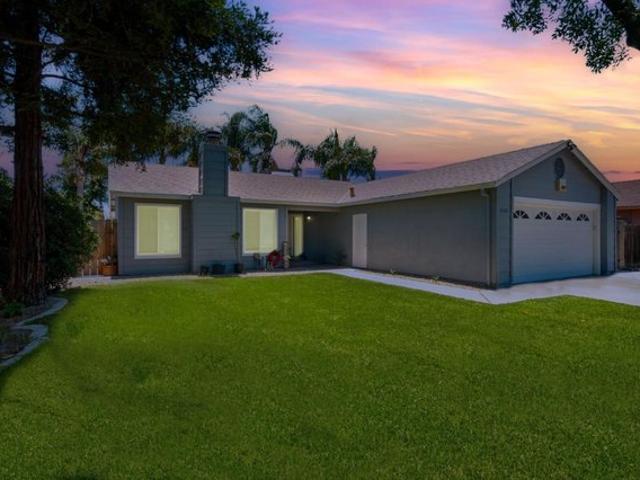 3100 Kounias Dr, Modesto, CA 95354