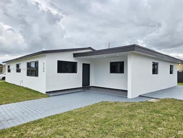 3100 SW 106th Ave, Miami, FL 33165