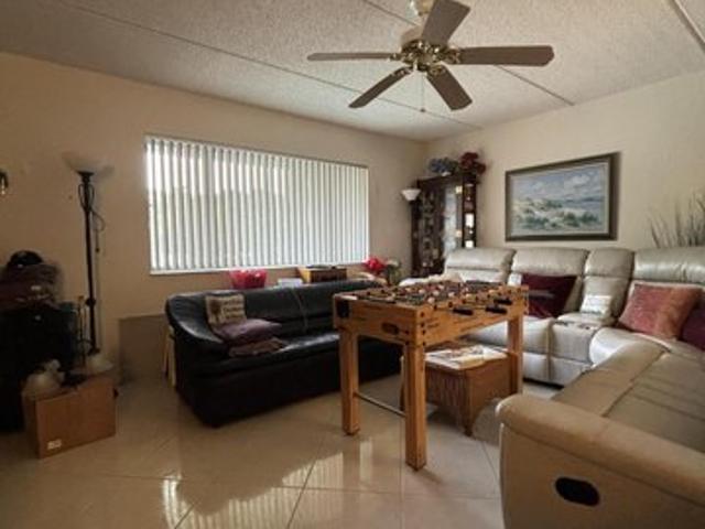 3100 Springdale Blvd Apt 212, Palm Springs, FL 33461