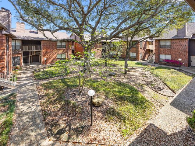3100 Walnut Bend Ln, Unit 120, Houston, TX 77042 | MLS #33781 | Compass
