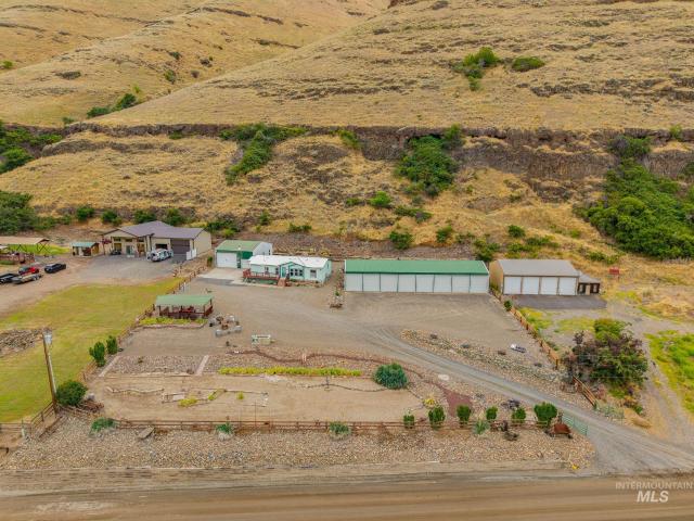 31018 Snake River Rd