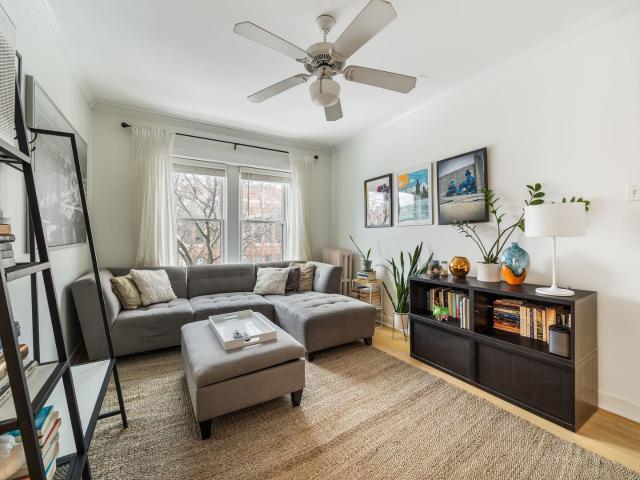 3101 N Kenmore Avenue # 3