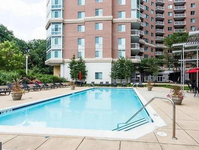 3101 N Hampton Dr Apt 606, Alexandria, VA 22302