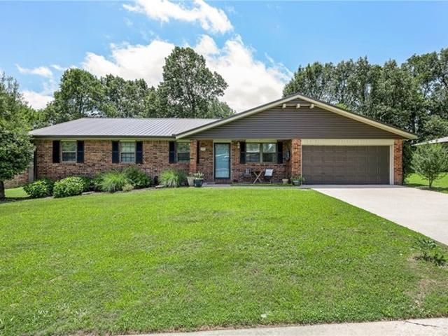 3101 N McDonald Ave, Springdale, AR 72762