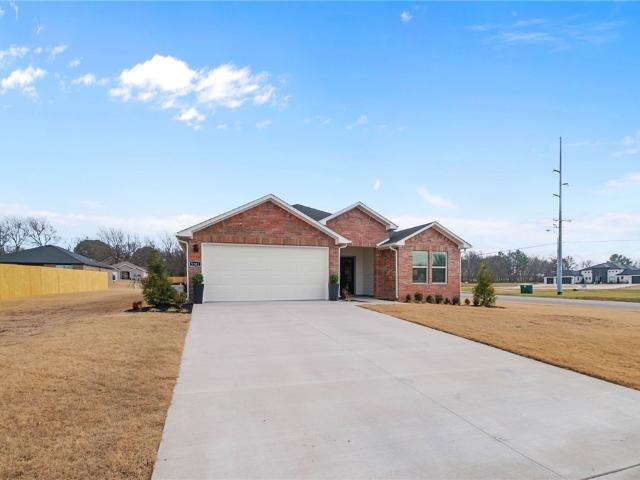 3101 N Rooster Street