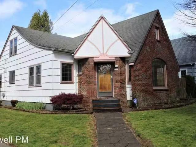 3101 NE 8th Ave 3101 Ne 8th Ave