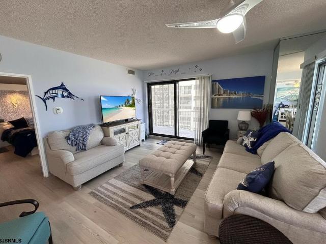 3101 Boardwalk