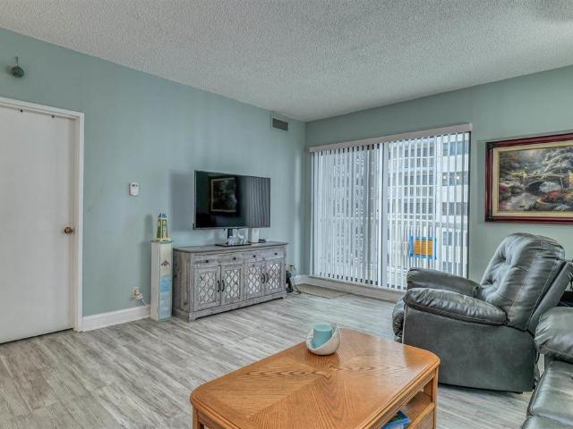 3101 Boardwalk