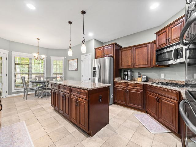 3101 Carrie Taylor Cir