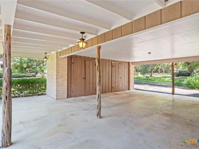 3101 El Camino Drive