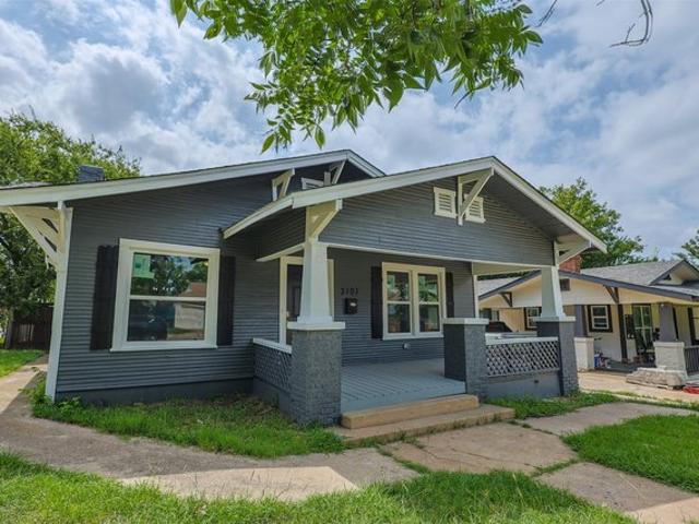 3101 Erie St, Fort Worth, TX 76112