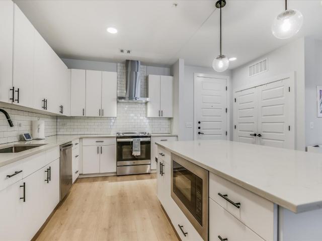 3101 Govalle Ave # 209