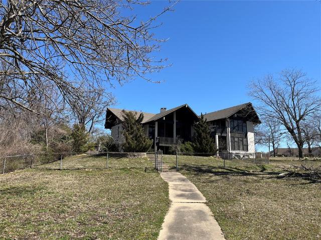 3101 Hardy Springs