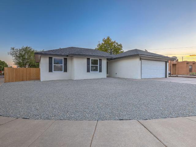 3101 Loma Pedregosa NW