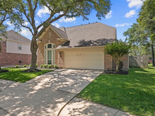 3101 Red Maple Drive