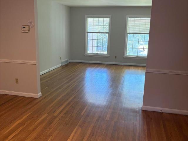 3101 Sunny Ln 4