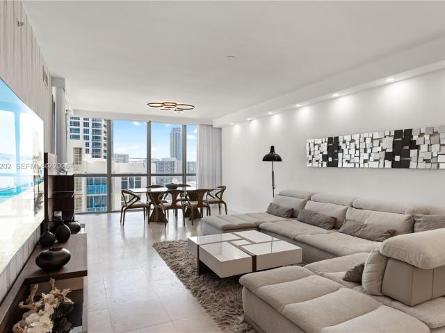 3101 S Ocean Dr, Unit 1504, Hollywood, FL 33019 | MLS #A11979