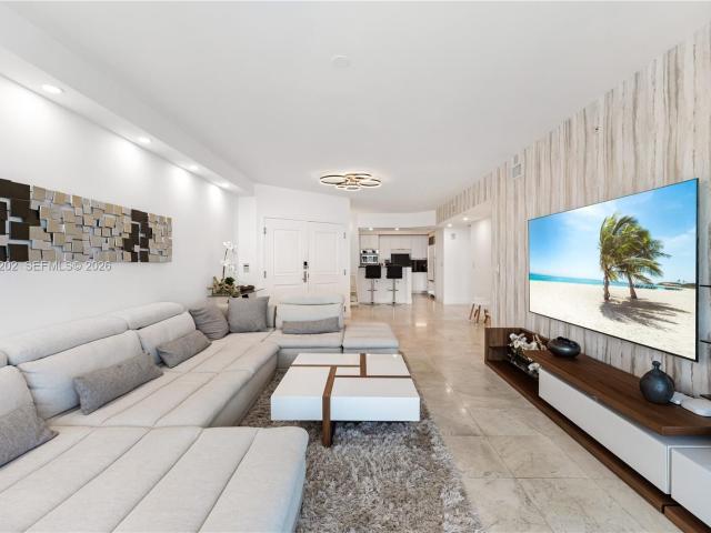 3101 S Ocean Dr, Hollywood, FL