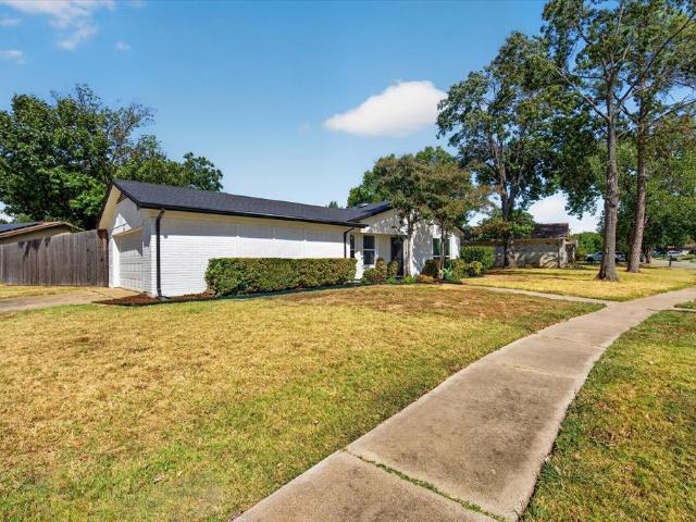 3101 Whisperwood Lane