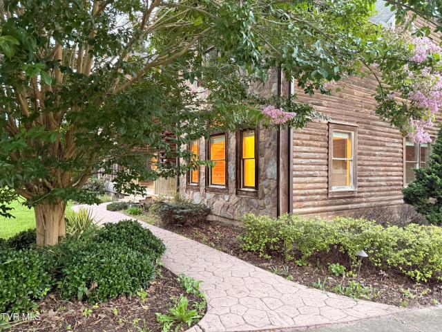 3101 Whitehouse Road