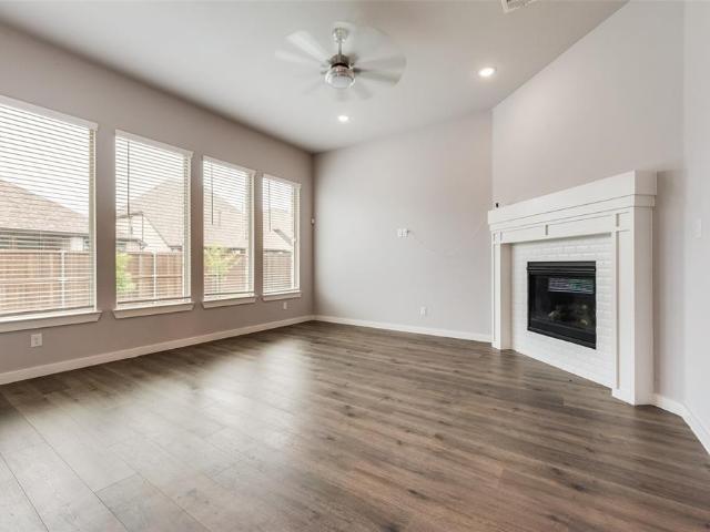 3102 Bunting Drive
