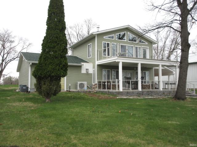 3102 E McKinley Drive